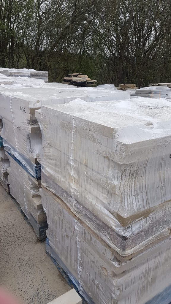 Borders Cream Buff 600's - Yorkstone Paving Supplies